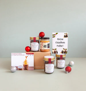 Gourmet Cakes in a Jar - The Mason Baker